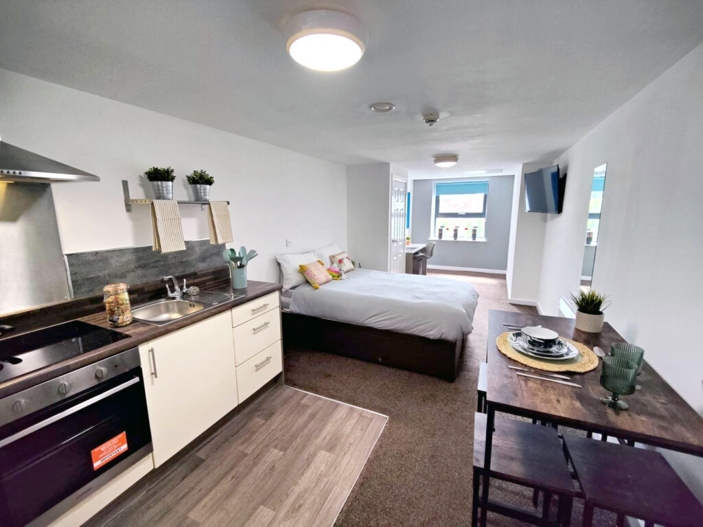 Minerva House - Student Studio Flats Nottingham | Xenia Students